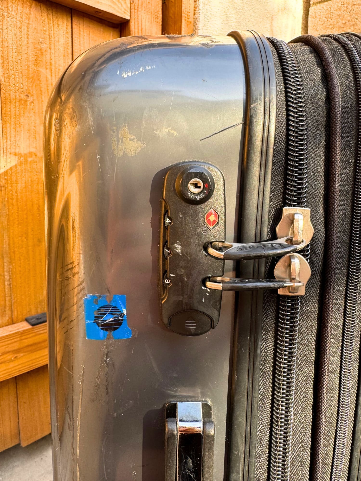 10 Reasons Why I Absolutely Love My Delsey Paris Luggage