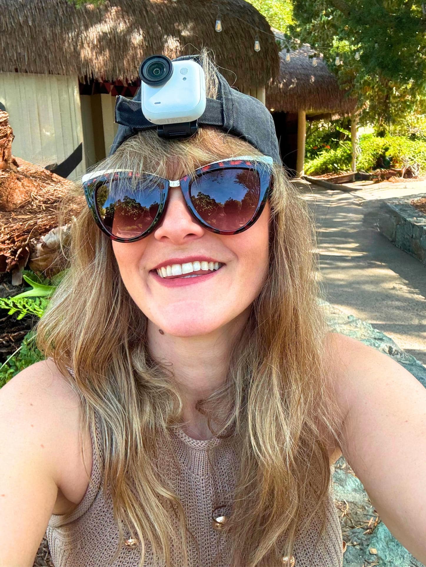13 Honest Pros and Cons of Solo Travel You Need to Know